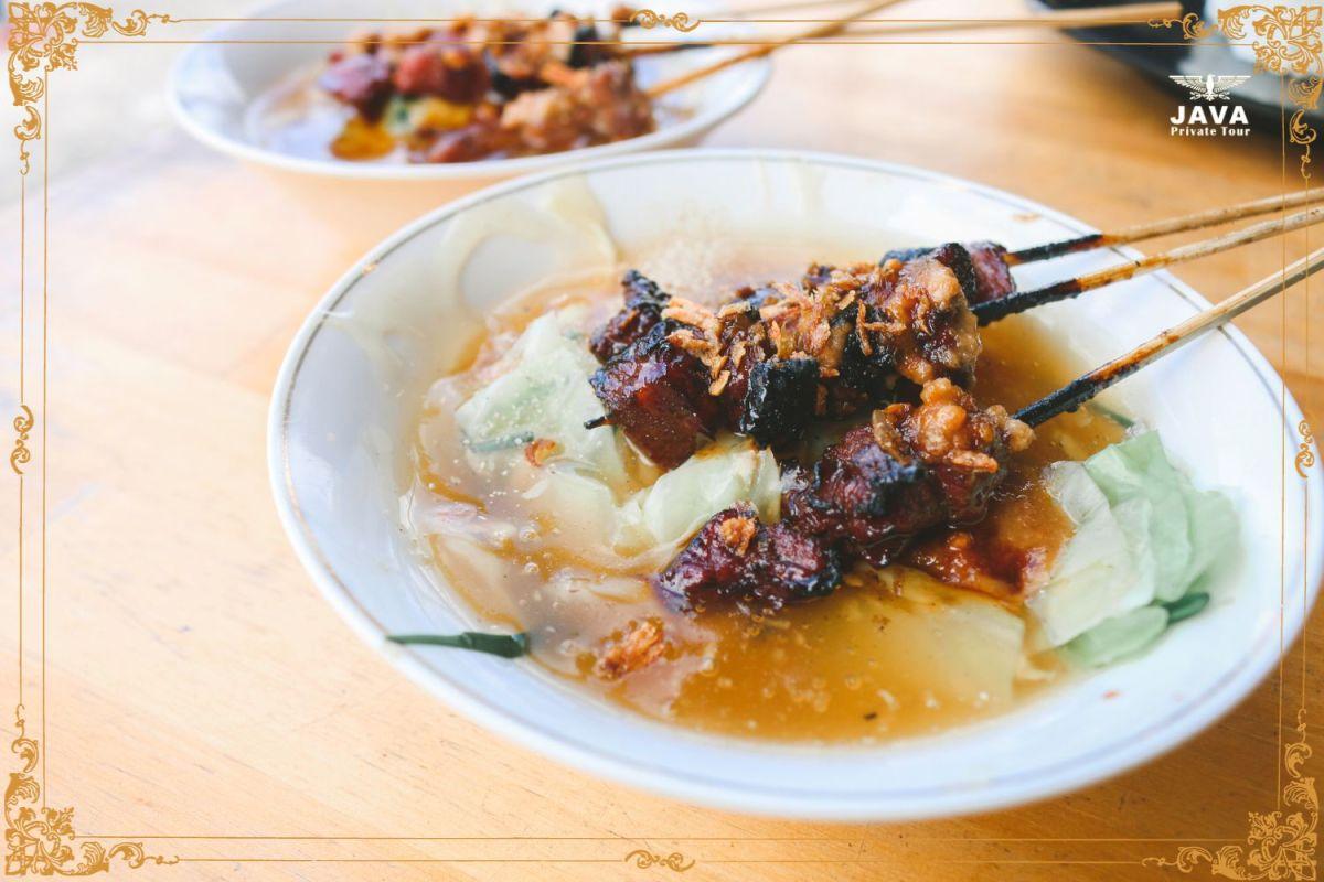 Warm and Delicious Mi Ongklok, a Must-Try Dish in Dieng,Java