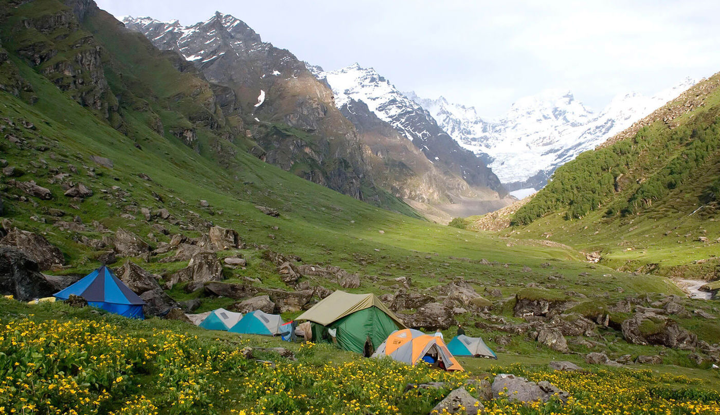 Exploring the Breathtaking Beas Kund Trek