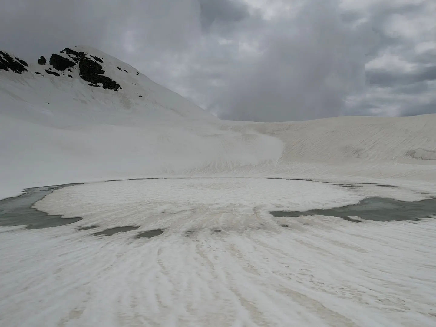 Unveiling the Beauty and Challenges of the Bhrigu Lake Trek