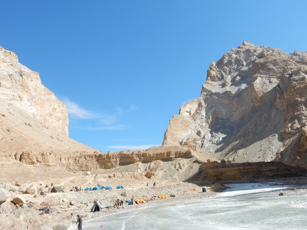 Chadar Trek: A Mesmerizing Journey Along the Frozen Zanskar River in Ladakh