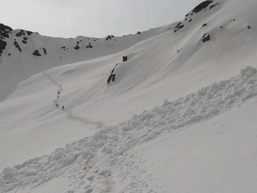 Sar Pass Trek: A Majestic Himalayan Adventure