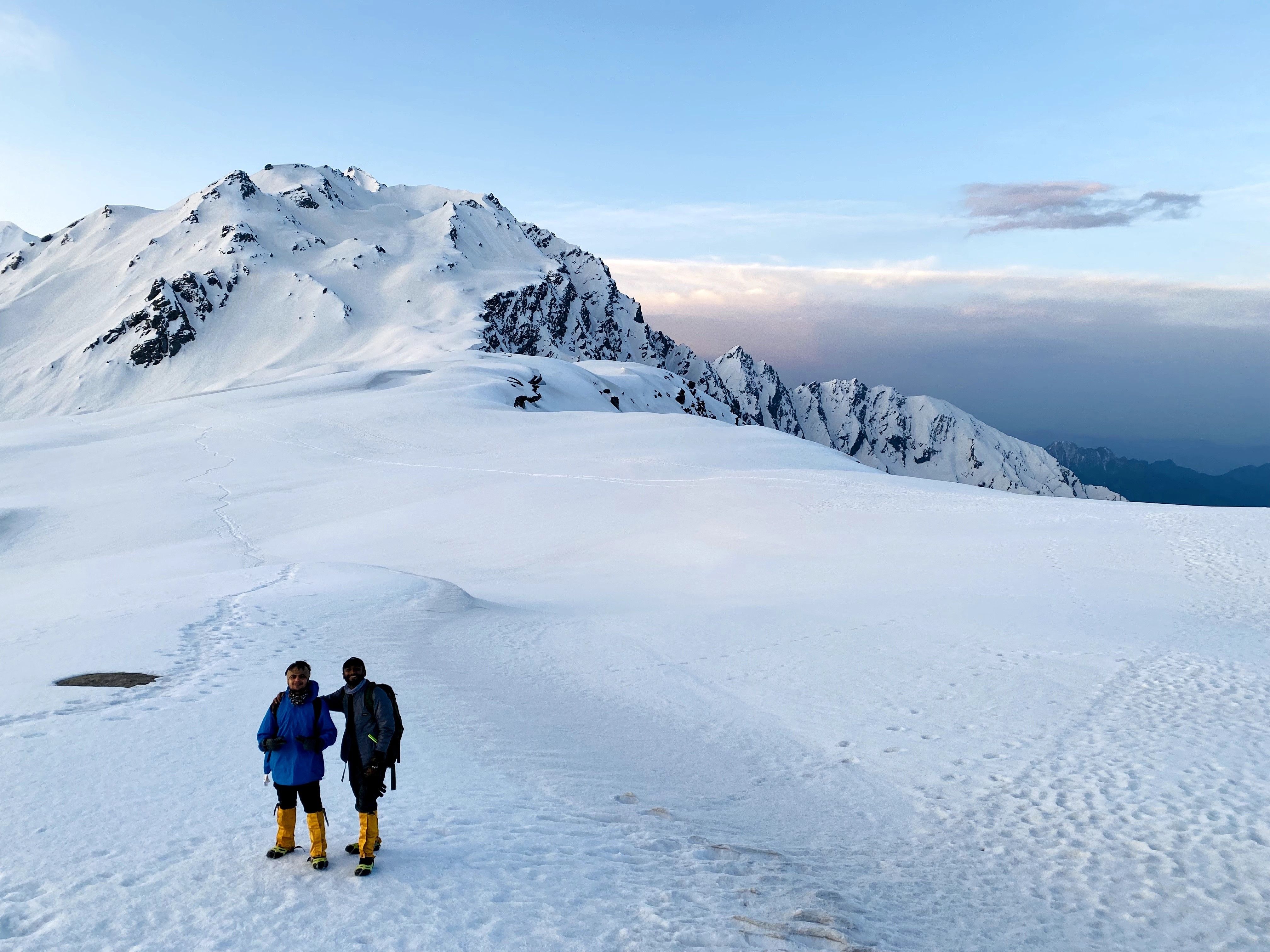 Discovering Comfort in the Wilderness: Sar Pass Trek Tea Houses