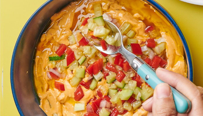 حمص بالسلطة للتغميس مع المقرمشات والخضار‎-‎مطبخ قودي | وصفات سهلة وسريعة