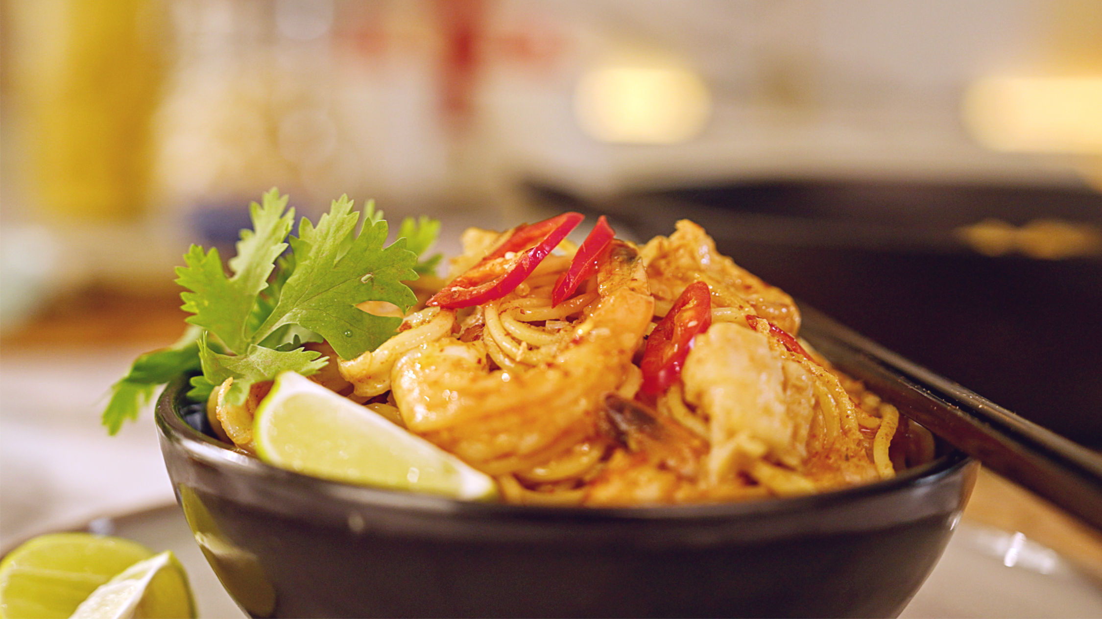 Thai Seafood Spaghetti - Goody Kitchen | Simple and Easy Recipes