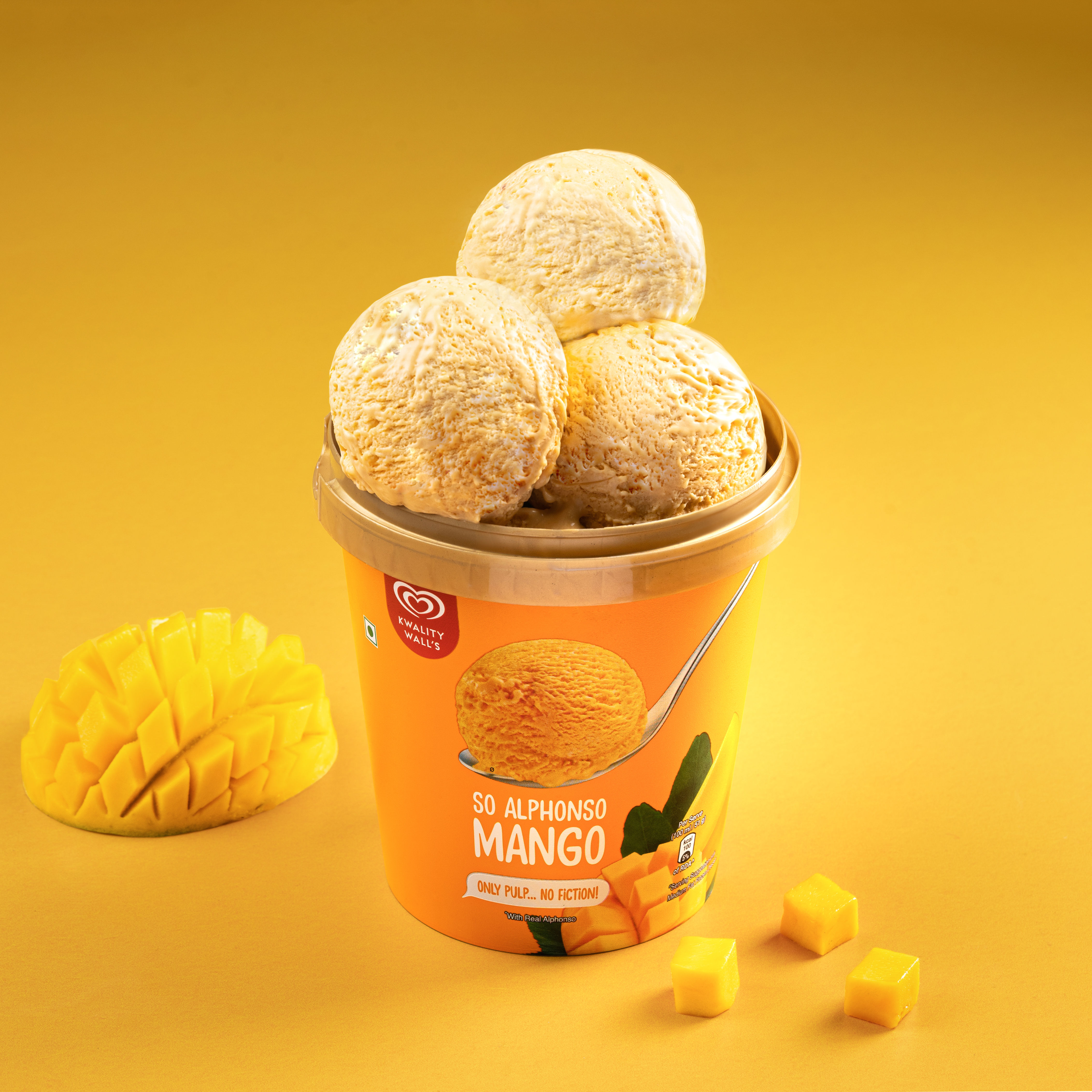 Buy Kwality Wall's Party Pack Of So Alphonso Mango Tub 700ml Online at ...