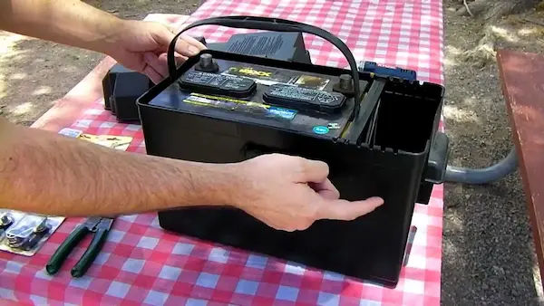 Can A Car Battery Get Wet? - wowOwow
