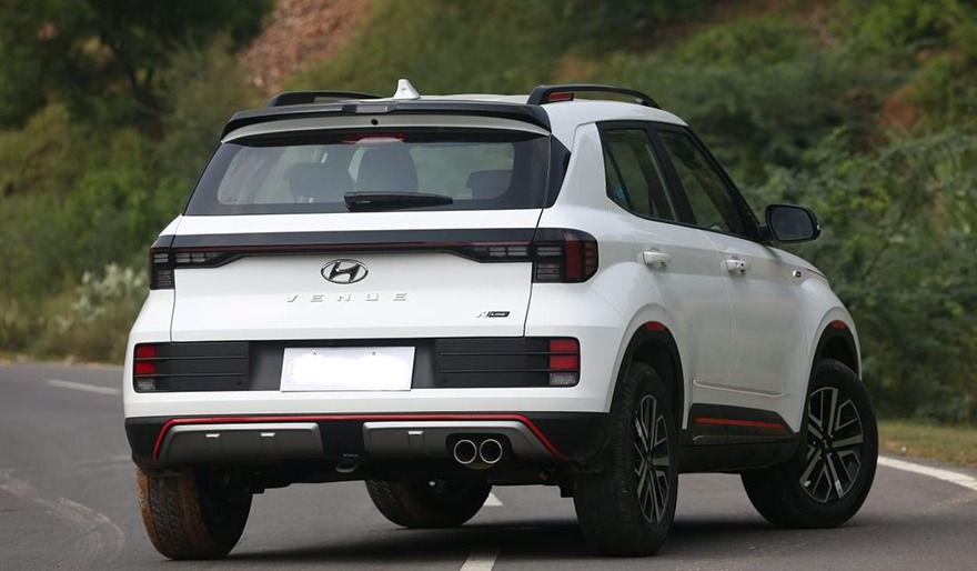 Hyundai Venue: A compact SUV with big features - Fineend