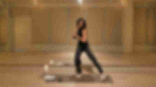 Sculpt (Weights + Bands): Full Body with Jaycee - The Class Digital Studio