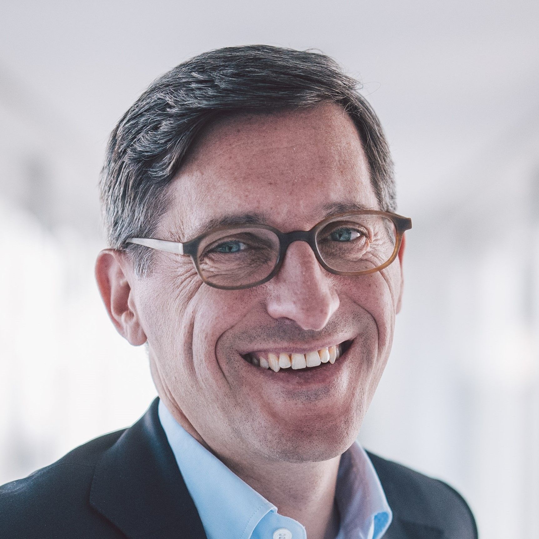 Meet Professor Chengguang Li | TUM School of Management | TUM School of Management