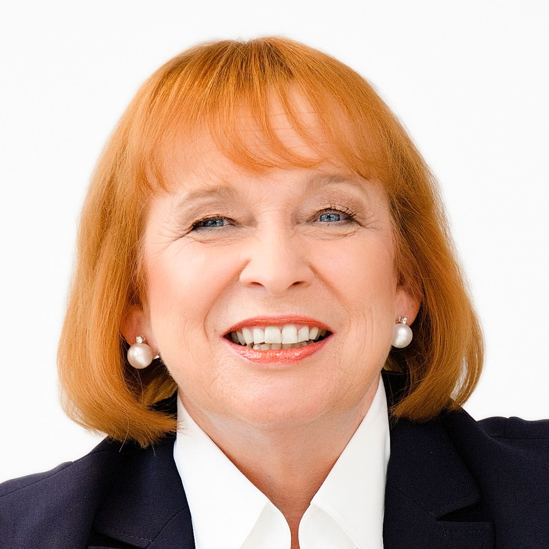 Meet Professor Chengguang Li | TUM School of Management | TUM School of Management