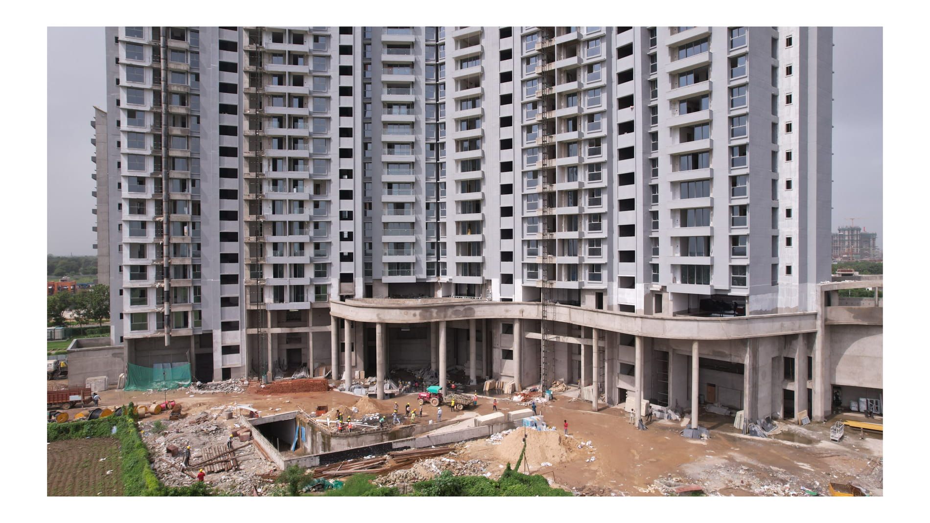 REVA | 1, 2, 2.5, 3 & 4.5 BHK Prestigious Living @ Gift City