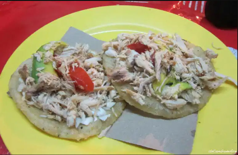 La reina itzalana sabor autentico y tradicion en cada plato