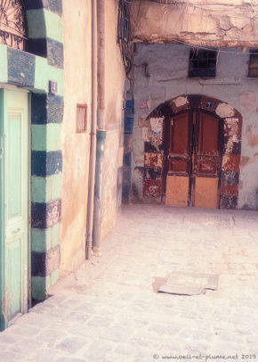 Syria - Old Damascus' Doors - Coups d'oeil et Coups de plume