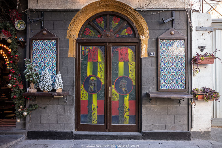 Syria - Old Damascus' Doors - Coups d'oeil et Coups de plume