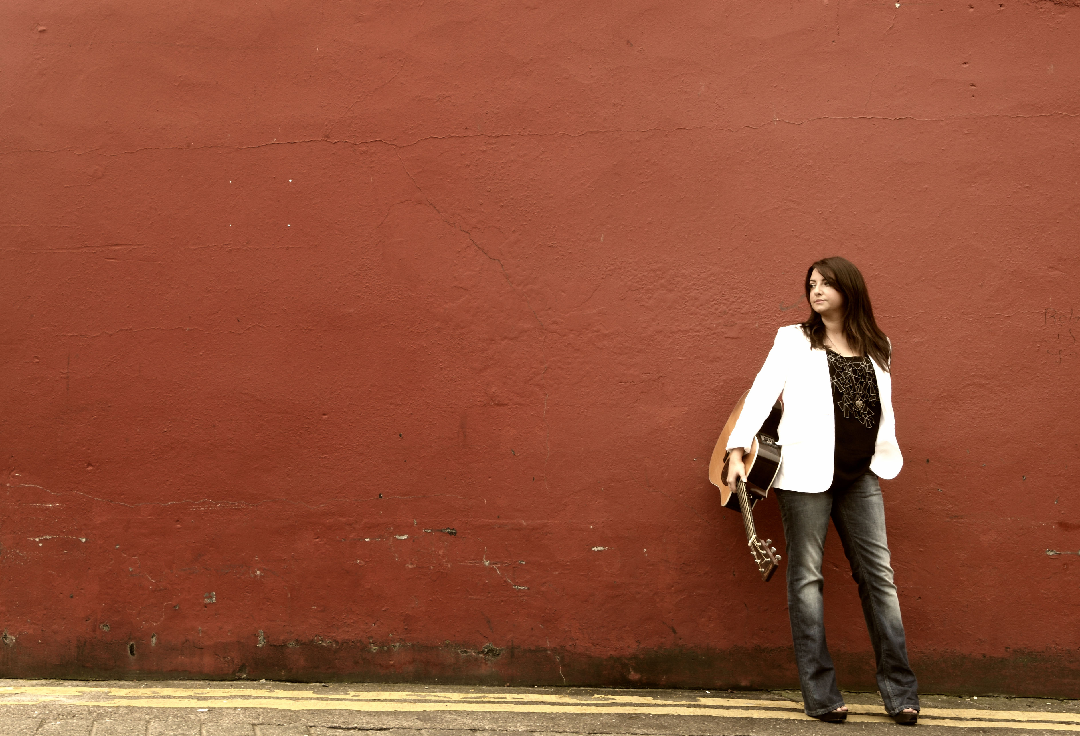 Helena Connolly – Breaking Tunes