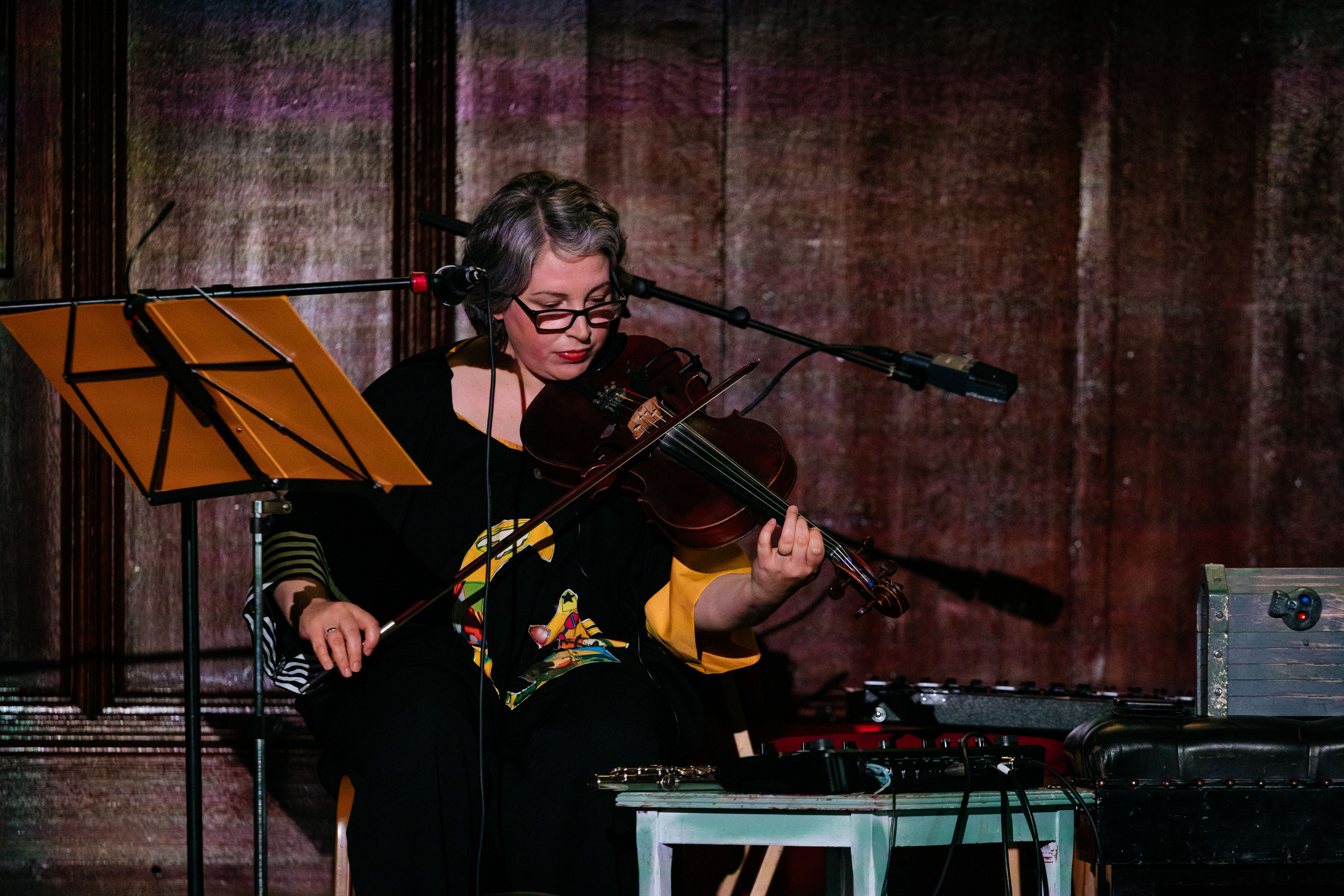 Abigail Smith – Breaking Tunes