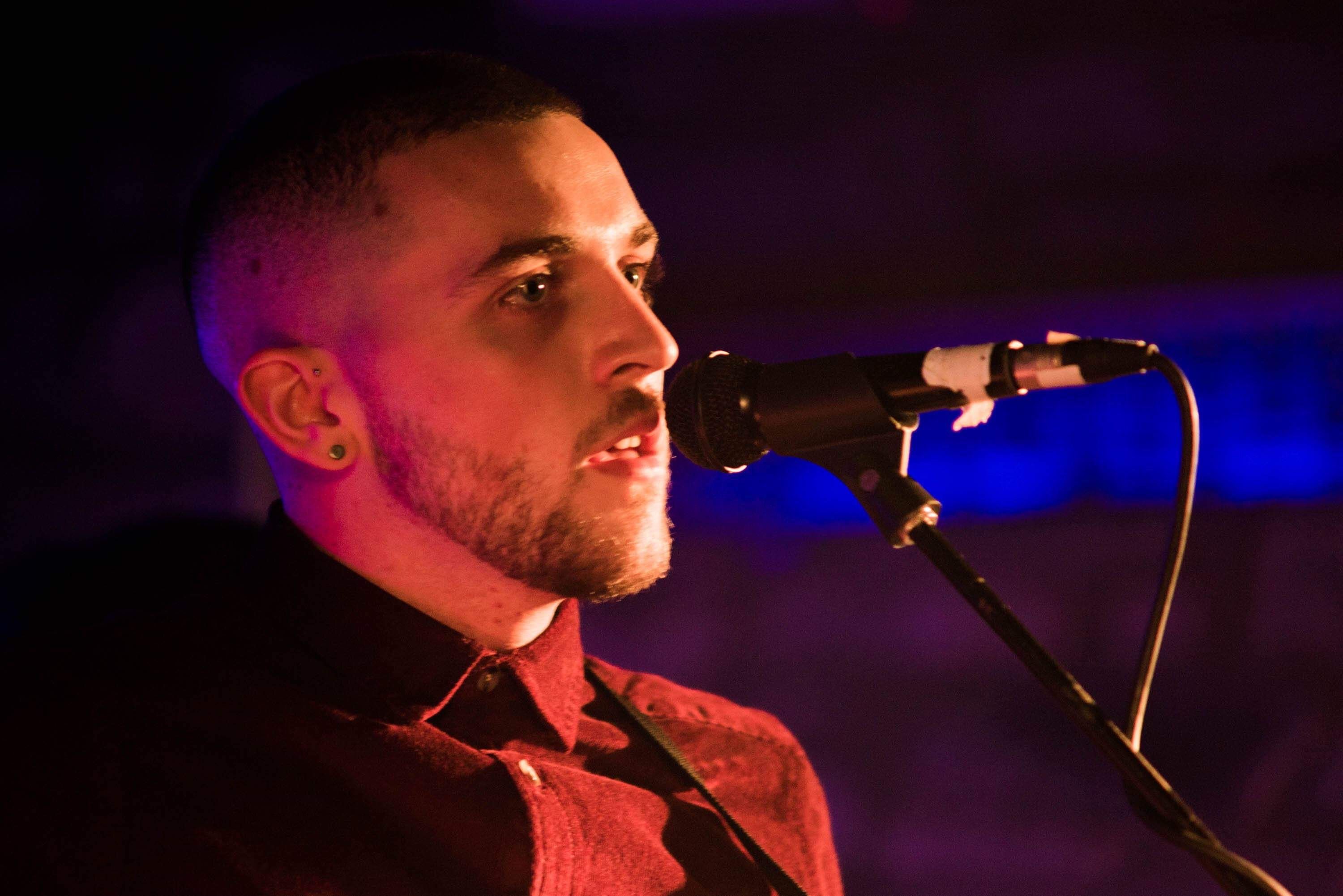 Dave McCabe – Breaking Tunes