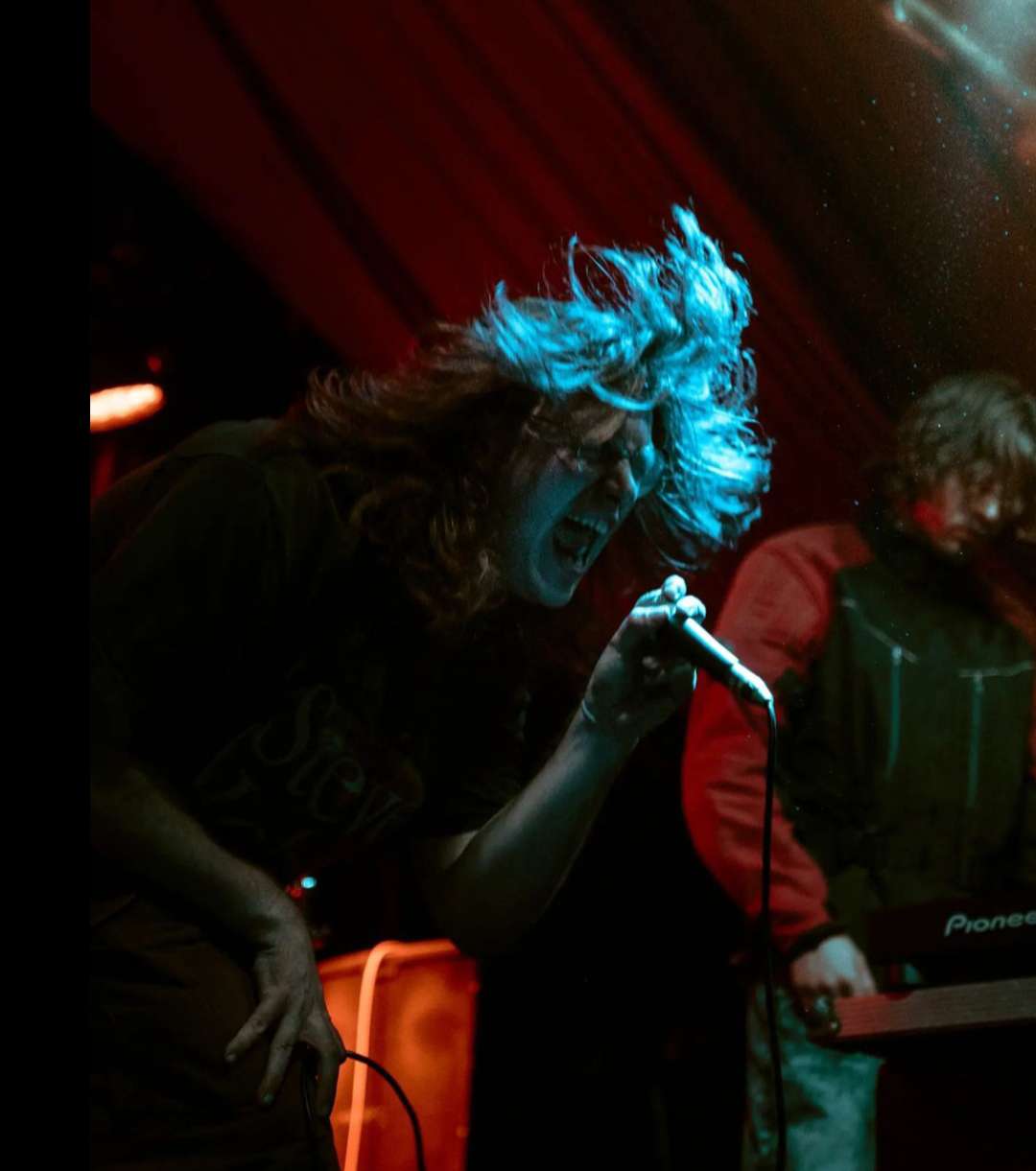 racecarbed – Breaking Tunes