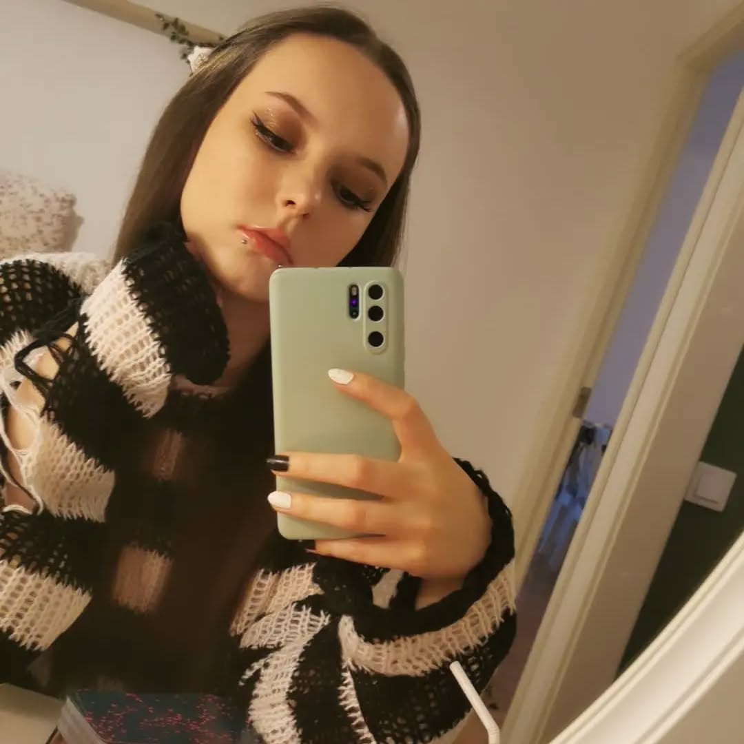 Stephanie Russell – Breaking Tunes