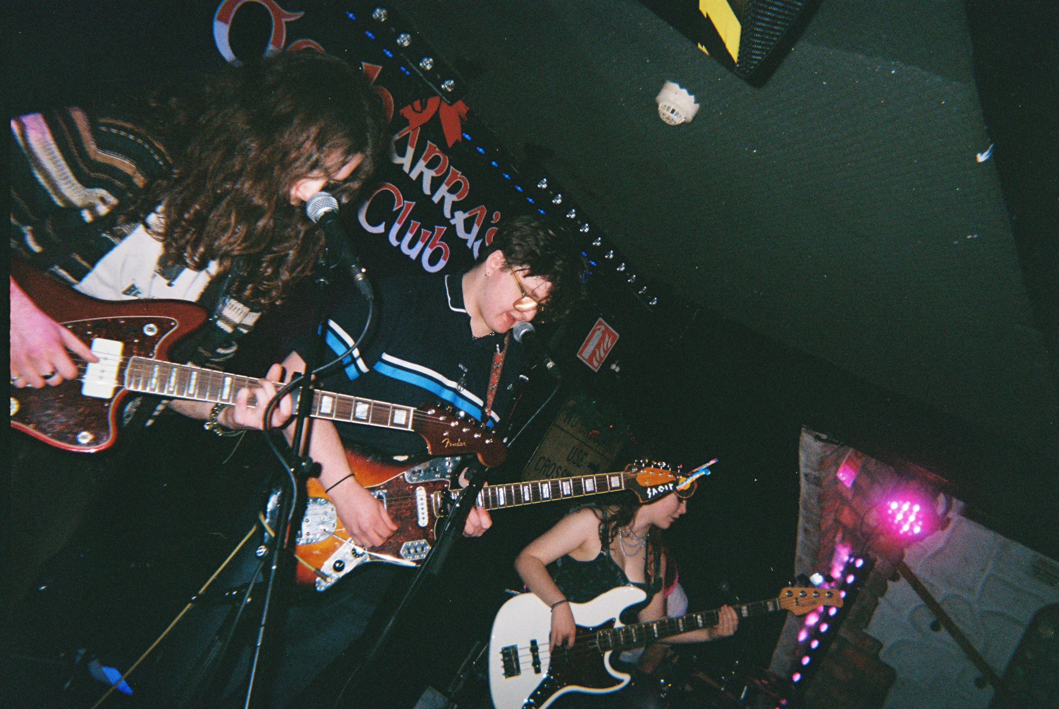 Ní Jackeen – Breaking Tunes
