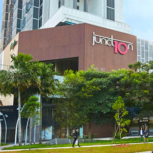 Junction 10 Mall - About