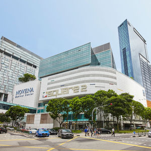 Square 2 Mall - About