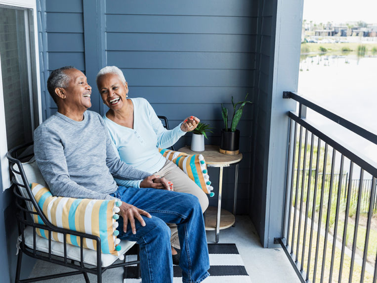 Spacious Senior Apartments Kittery, ME I Holiday Kittery Estates