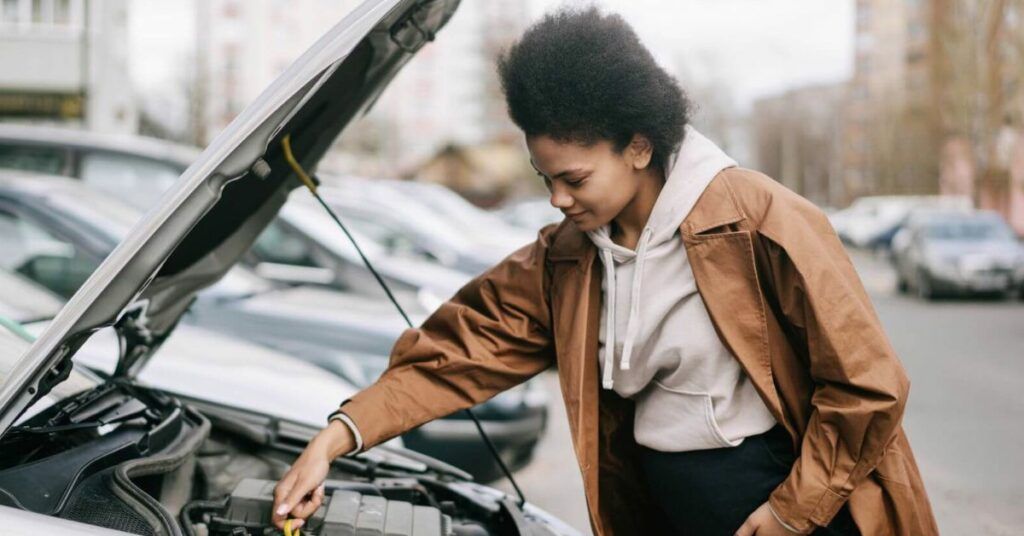 Regular Car Maintenance Checklist I (4 Essential Tips!)