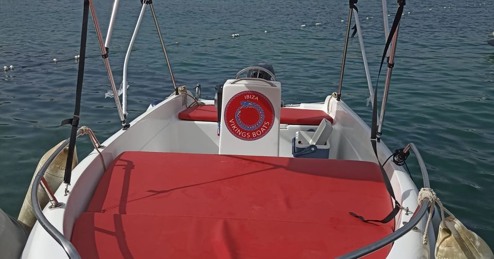 Speedboat Viking Boat Full day Day 8H - Spain for rent | Borrow A Boat
