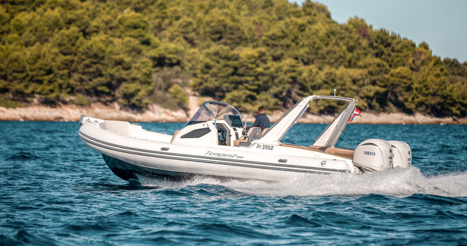 Gommone Biba - Croazia a noleggio | Borrow A Boat