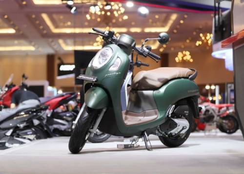 Punya Tampilan Baru, New Honda Scoopy Semakin Fashionable Punya Tampilan Baru, New Honda Scoopy Semakin Fashionable