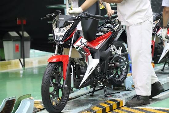 New Honda Sonic 150R Hadir dengan Tampilan Agresif | PT Astra Honda Motor